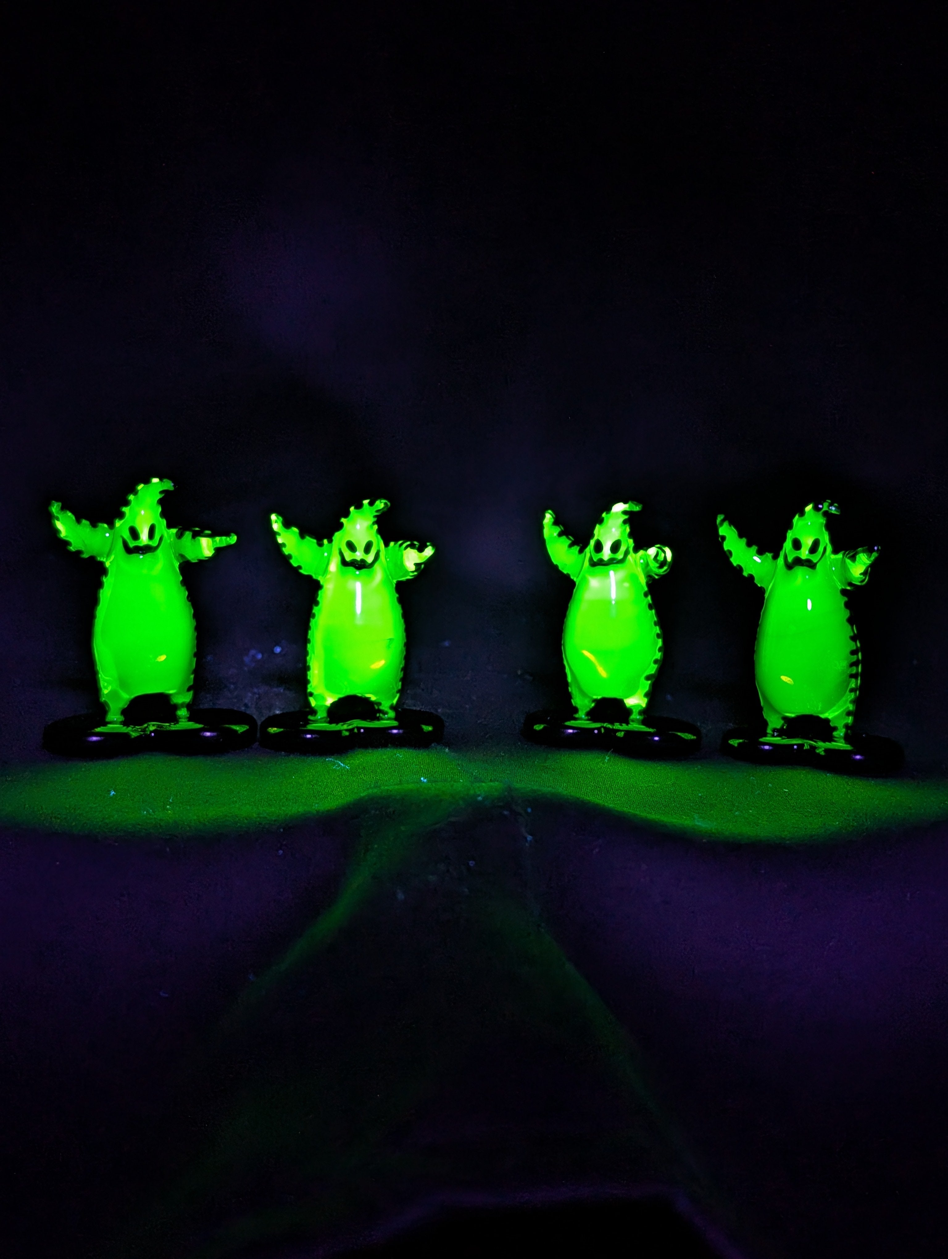 Oogie Boogie mini sculpture – Johnston Glass